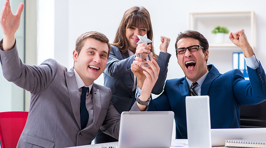 Reconocimiento a empleados: 10 formas de reconocer el trabajo de tu equipo