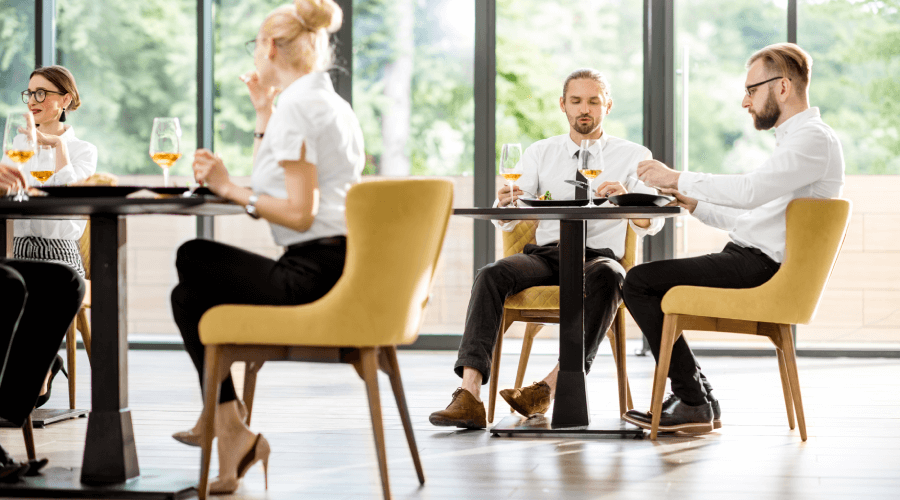 Comedor subsidiado: qué es y diferencia entre vales de restaurante