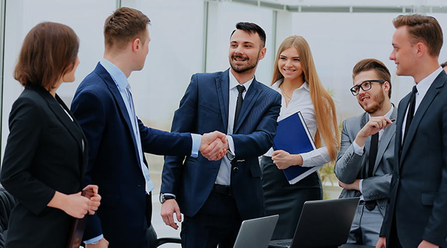 Reconocimiento a empleados: 10 formas de reconocer el trabajo de tu equipo